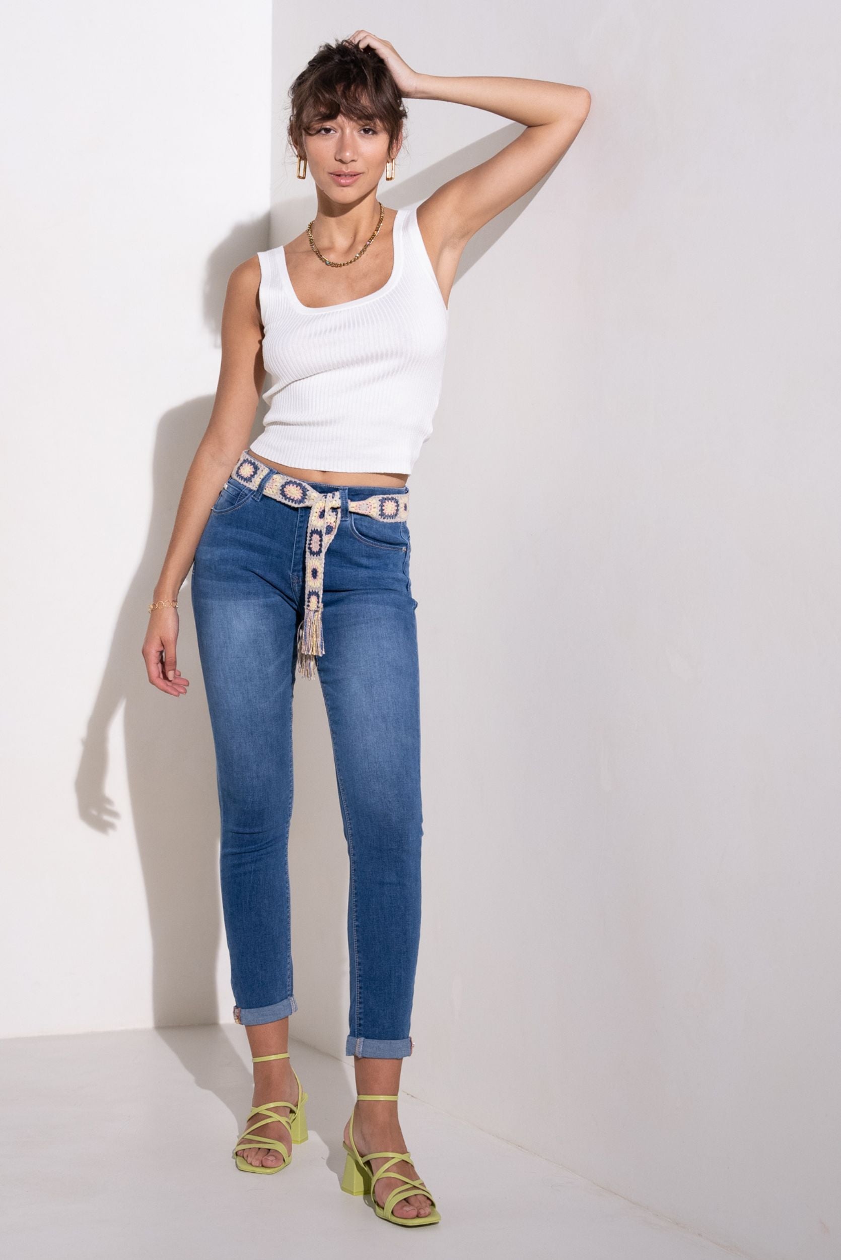 Jean Clara Maison Onado slim haute avec ceinture soleil bohème